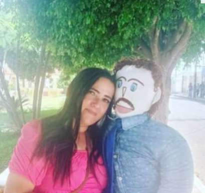 The Reason Why This Woman Broke Up With Her Rug Doll Will Shock You